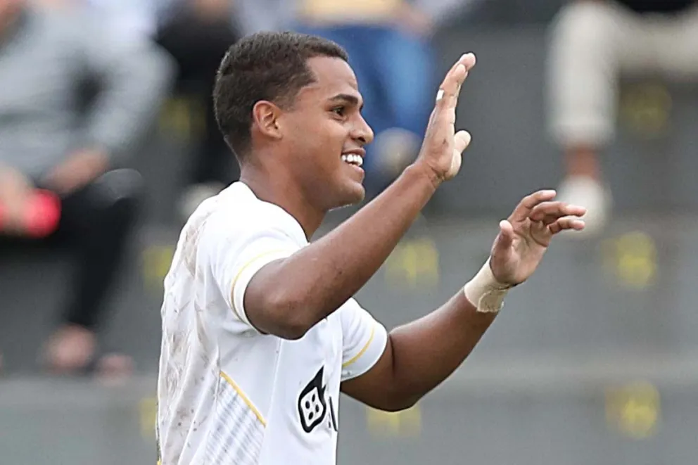 Monteiro debutó en la primera de Santos con un triunfo | Visión 360