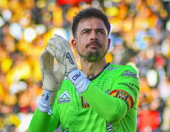 Viscarra agradece el respaldo de los seguidores de The Strongest tras ...