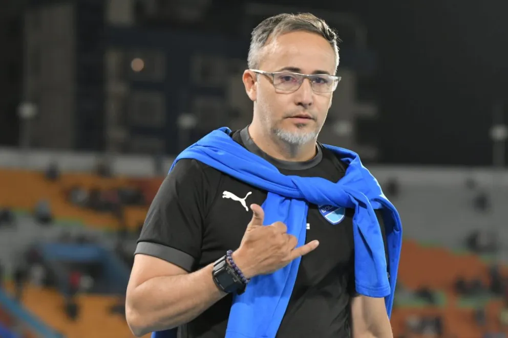 Robatto: “Hay que destacar el esfuerzo del grupo y valorar el punto ...