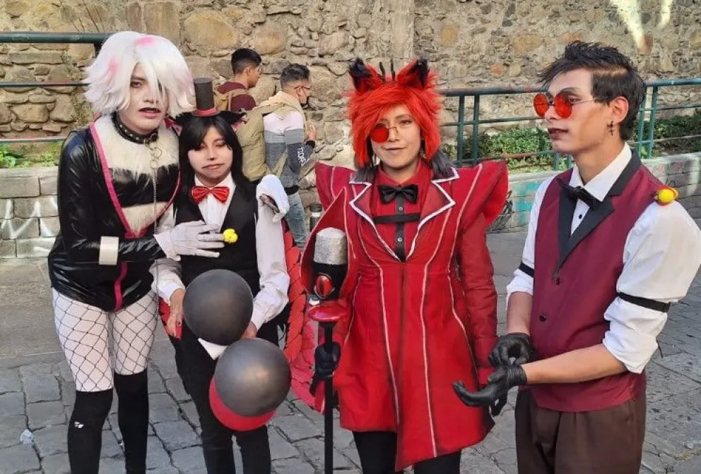 Cazadores de demonios, mandalorianos y demonios se apropian del centro ...