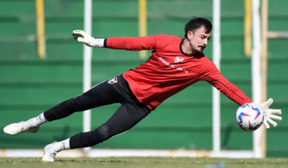 Viscarra será titular en el amistoso contra Ecuador y llega a 20 ...