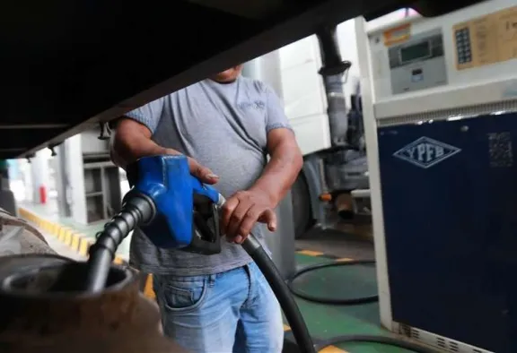 YPFB recibe 40 solicitudes para importar combustibles de manera directa, la mayoría demanda ...