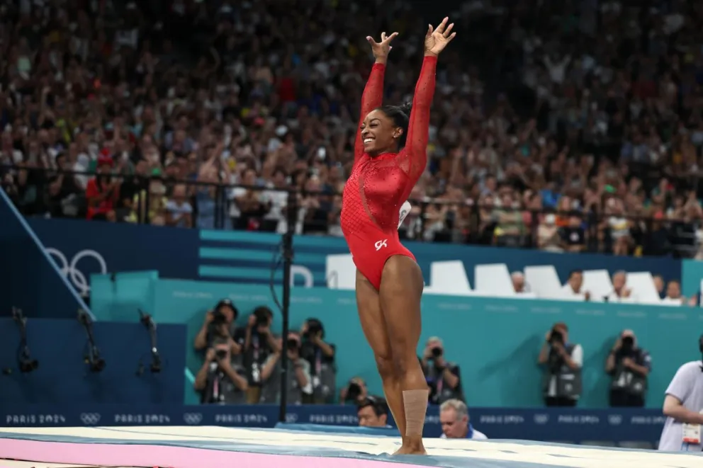 Simone Biles cosecha su tercera medalla de oro en los Juegos Olímpicos ...