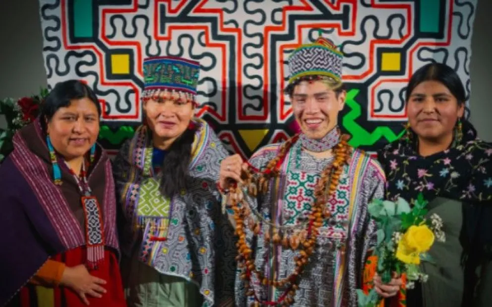 Exponen en Bolivia una muestra sobre los diseños textiles del pueblo ...