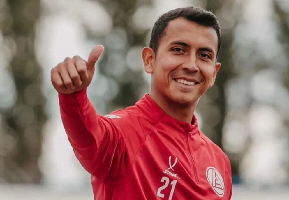 Fernández fue titular por primera vez y jugó los 90 minutos en el FC ...