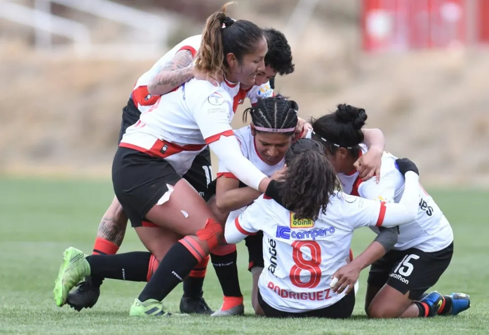 Always Ready le gana en la primera final a Astor FC y se acerca al ...