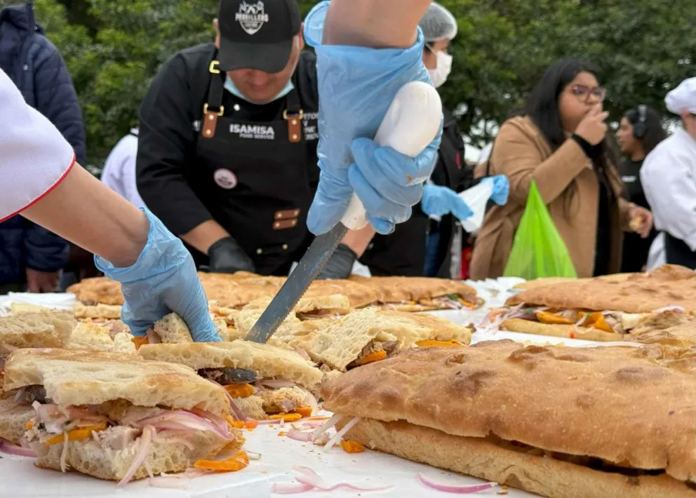 Perú declara el día nacional del pan con chicharrón tras ganar concurso ...