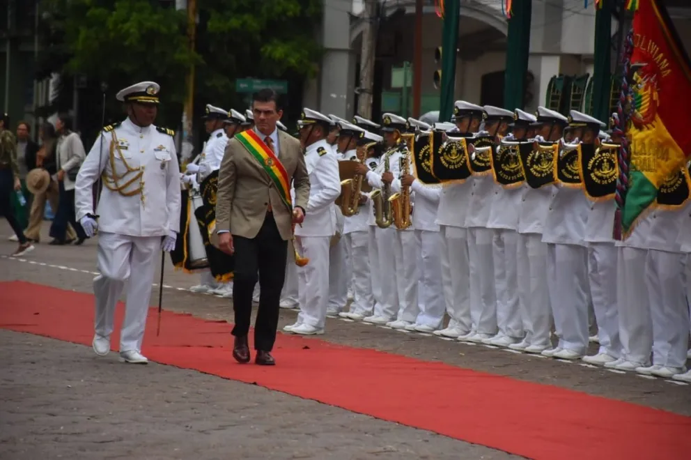 En Beni, Paz plantea que las FFAA asuman un rol estratégico en la defensa ambiental y en la ...