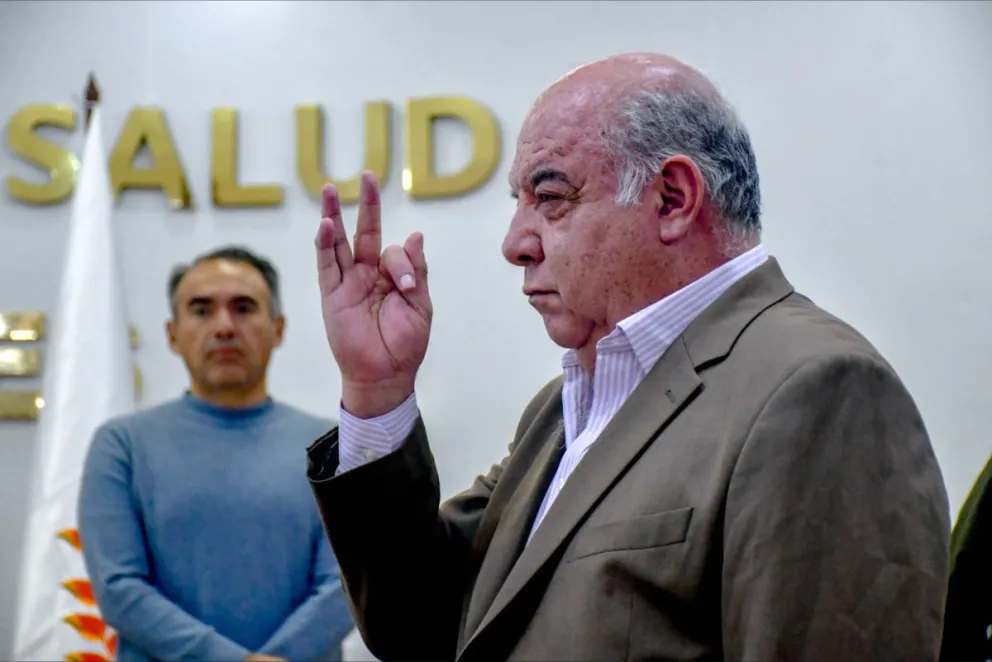 Nuevo gerente de la CNS anuncia nuevo modelo de gestión y dice que ...