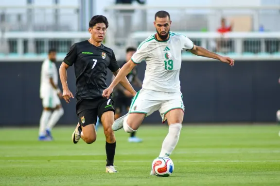 Bolivia otra vez es goleada al recibir cuatro goles de Argelia, que ...
